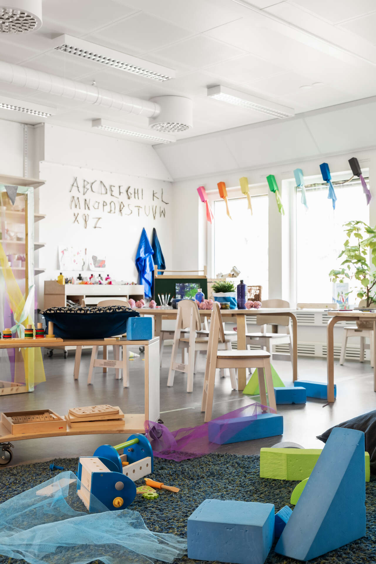 Modular Building: Daycare Spaces for Play and Learning | Adapteo